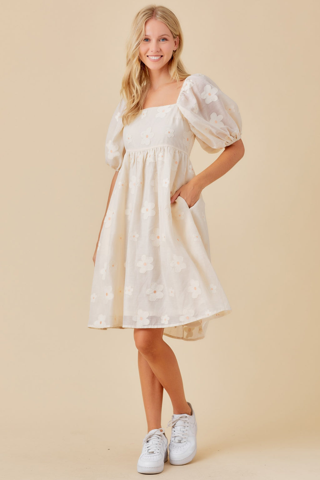 Buy the latest modest women’s dresses, tops and skirts | JanieLanie